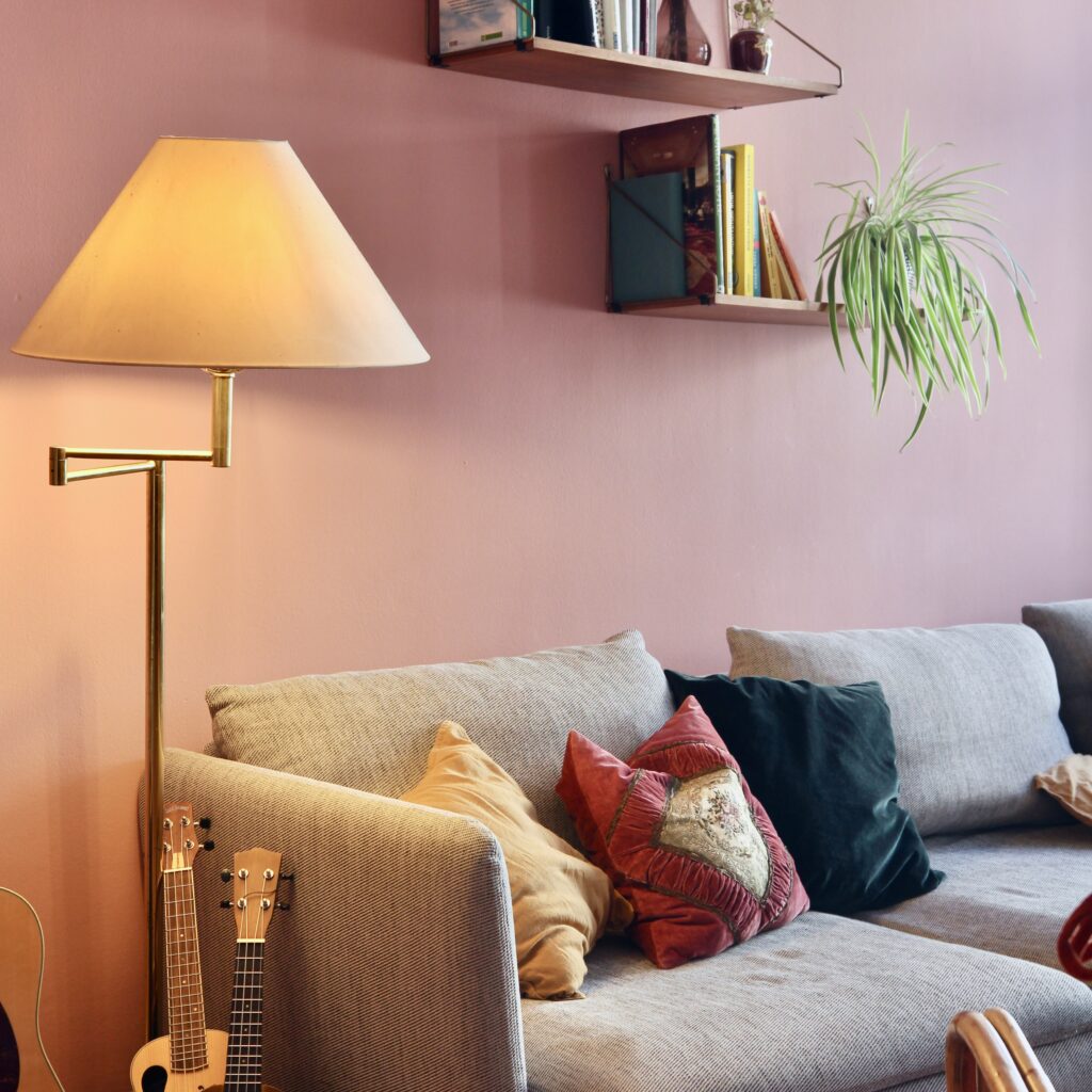 THE FINE LINE BETWEEN ART, ENERGY & EMOTION – HOUGHTON & MACKAY MAGAZINE