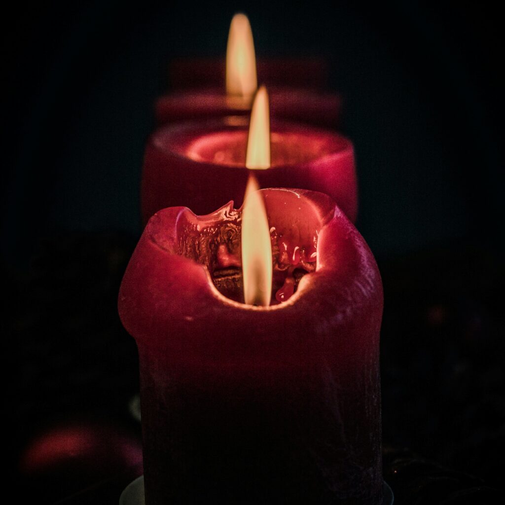 THE FINE LINE BETWEEN ART, ENERGY & EMOTION – HOUGHTON & MACKAY MAGAZINE