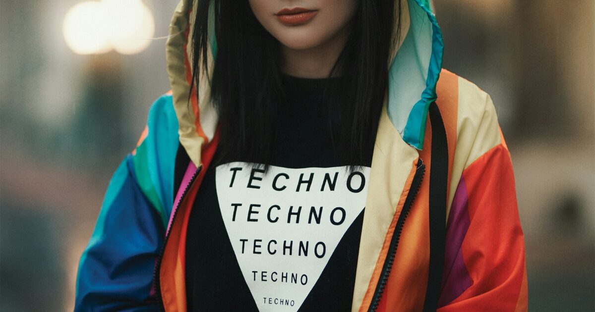 TECHNOLOGY IN FASHION. THE FUTURE IS HERE. – HOUGHTON & MACKAY MAGAZINE